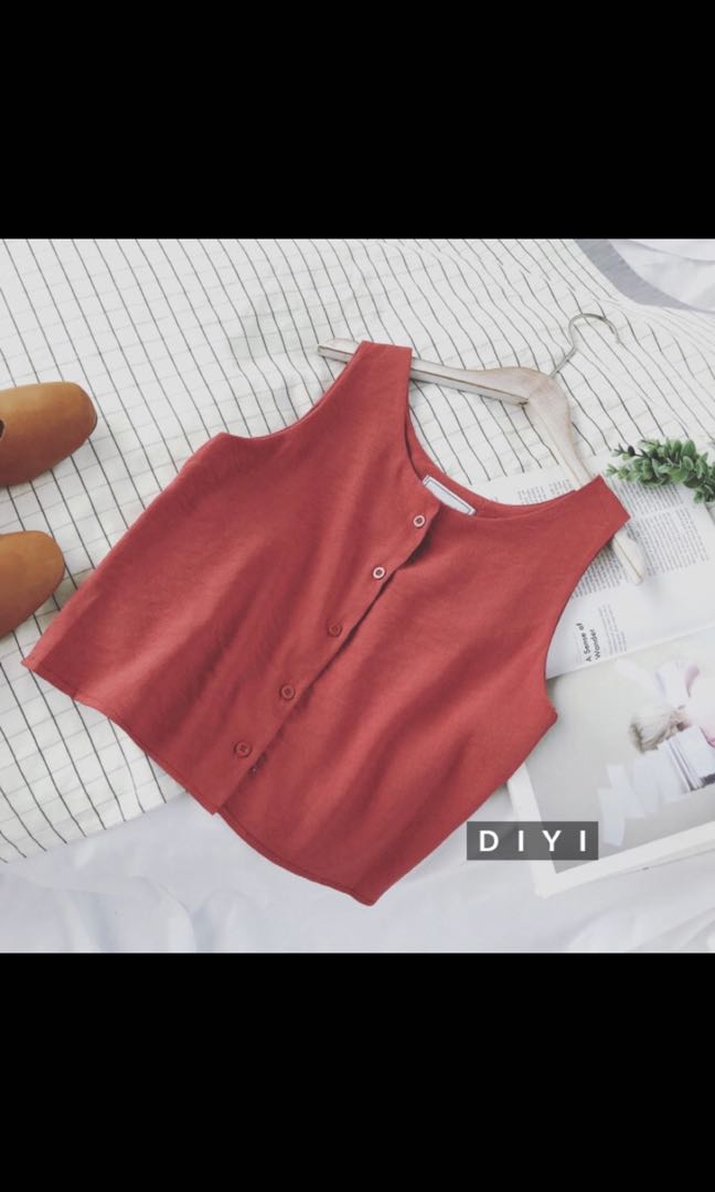 Brick red top, Women's Fashion, Tops, Sleeveless on Carousell
