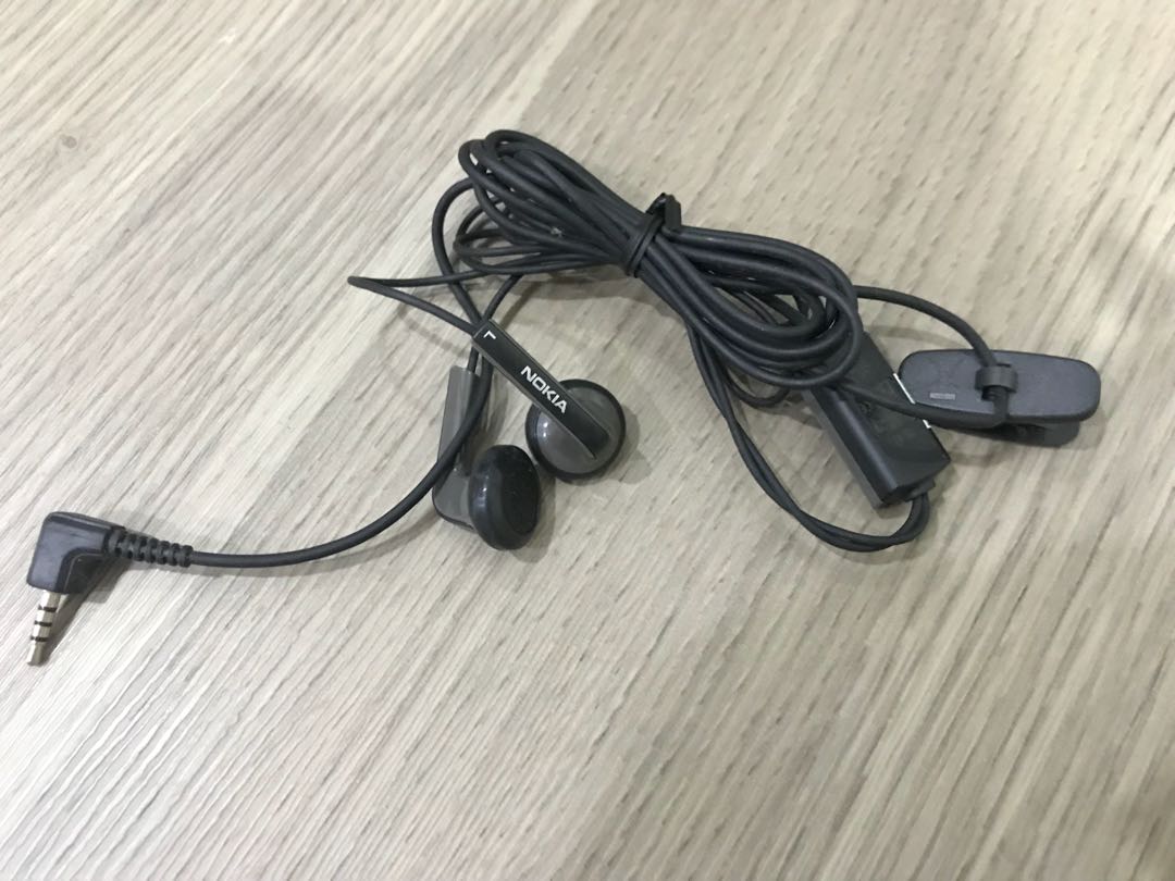 Nokia Old model earphone, Mobile Phones & Gadgets, Mobile & Gadget ...