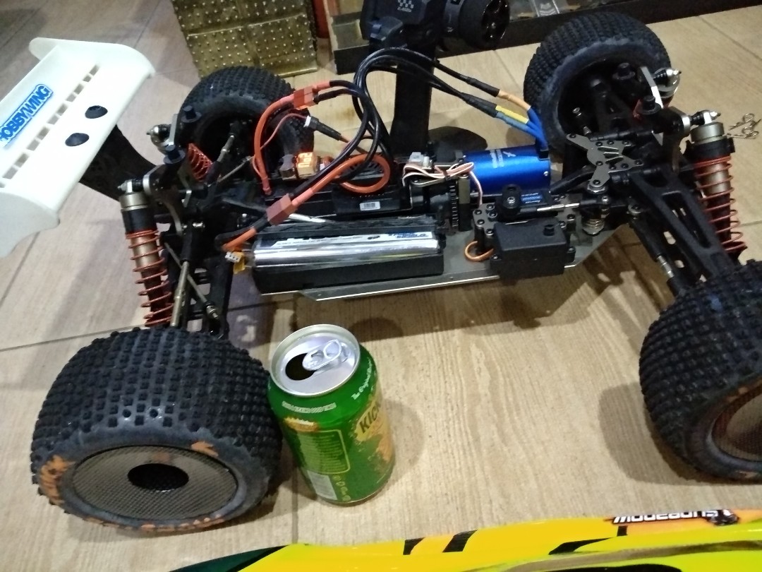1:8 modified Truggy. 1:8 Monster Truck. 1:8 Compitetion Italy Motonica ...