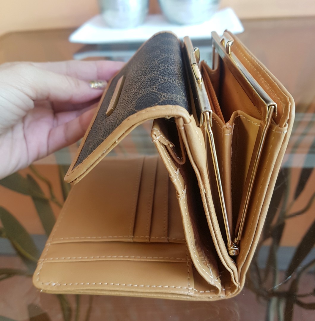 Authentic Albert Luciano Wallet, Women's Fashion, Bags & Wallets ...