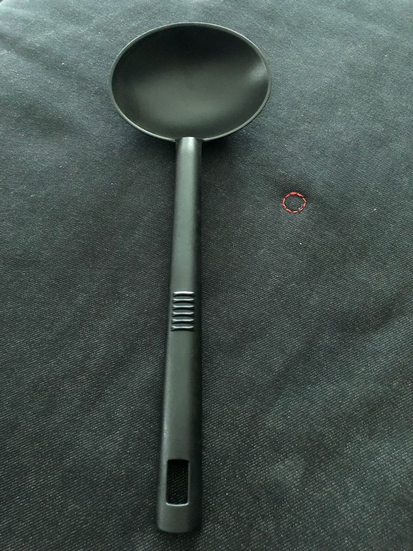 IKEA Round Sudip, TV & Home Appliances, Kitchen Appliances, Wine Cellar & Storage on Carousell