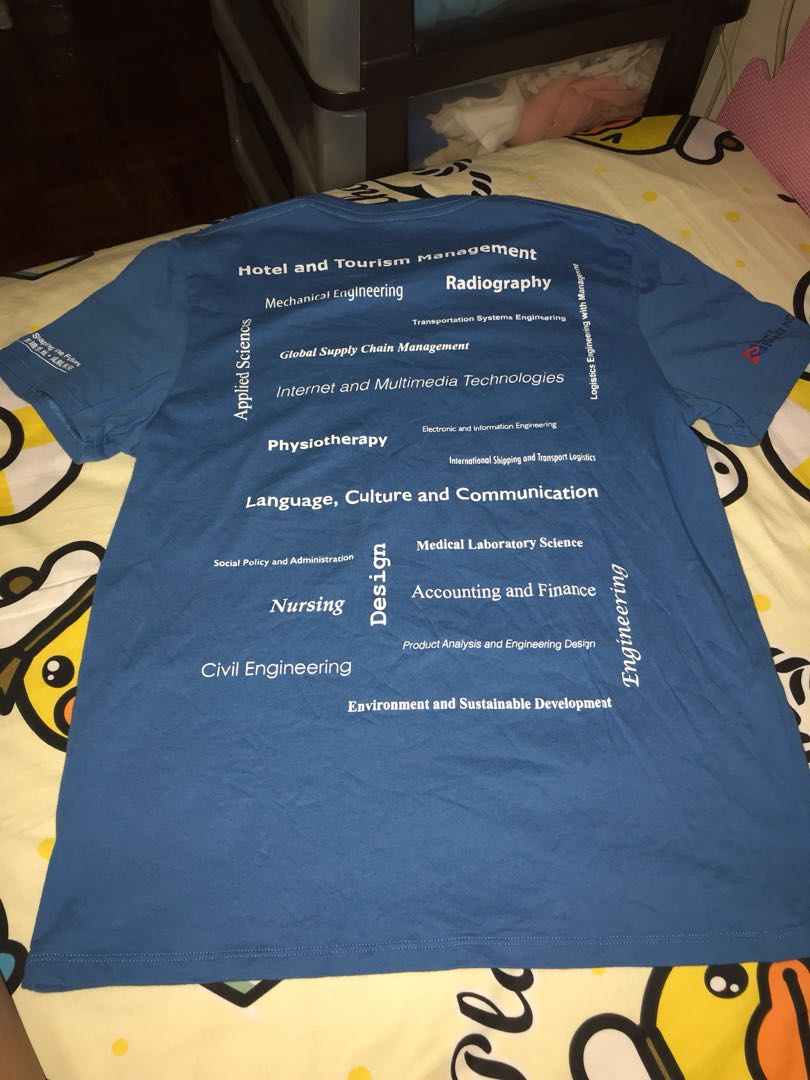 Polyu souvenir tshirt, 男裝, 上身及套裝, T-shirt、恤衫、有領衫 - Carousell