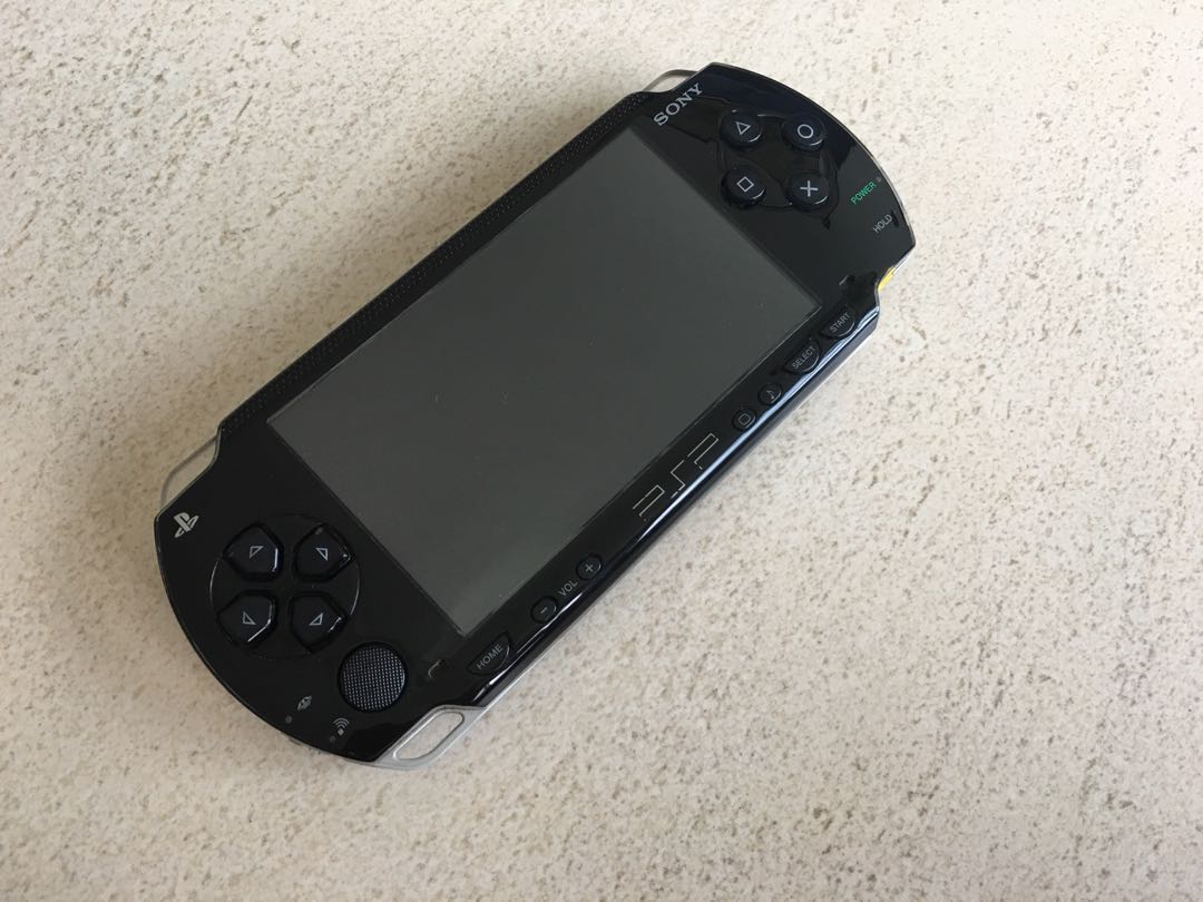 PSP 1000 (PSP-1006 Model), Video Gaming, Video Game Consoles ...