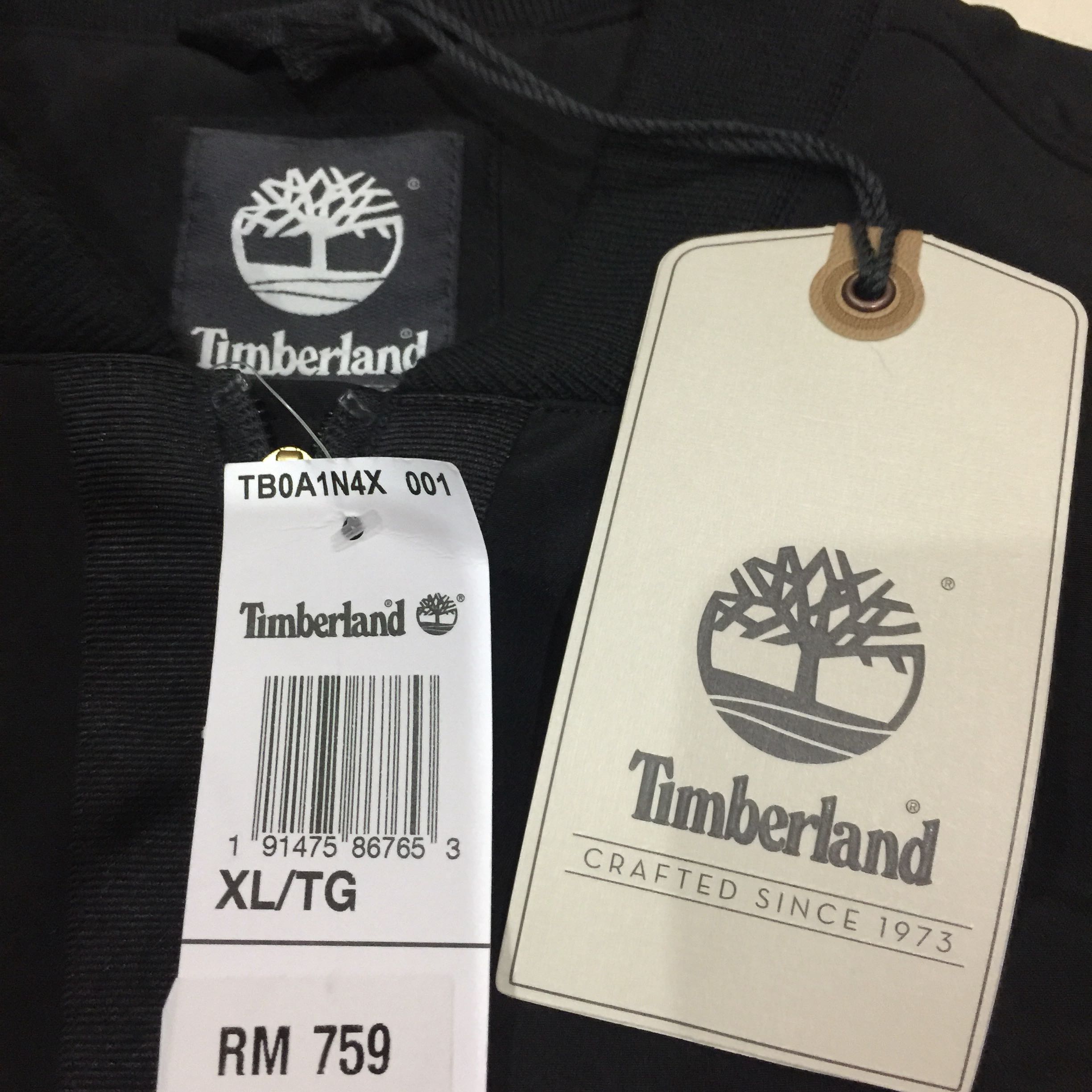 Timberland, Men's Fashion, Activewear on Carousell