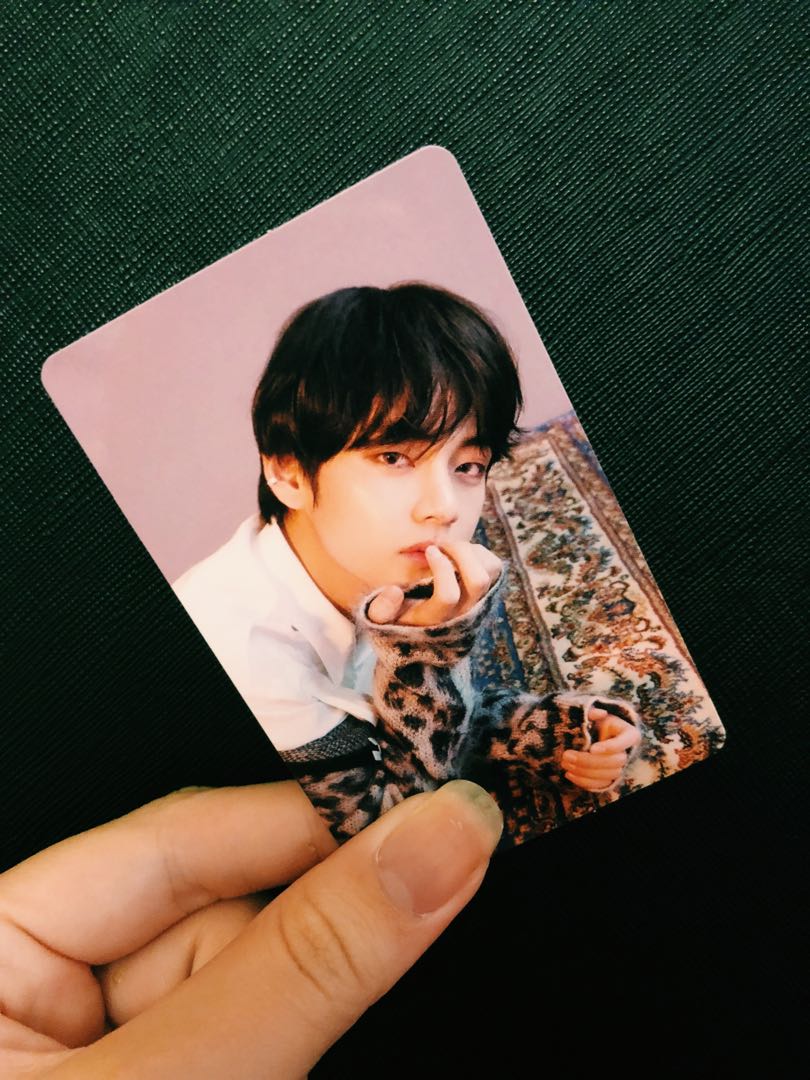 V photocard in Love Yourself Tear album O ver, Hobbies & Toys ...