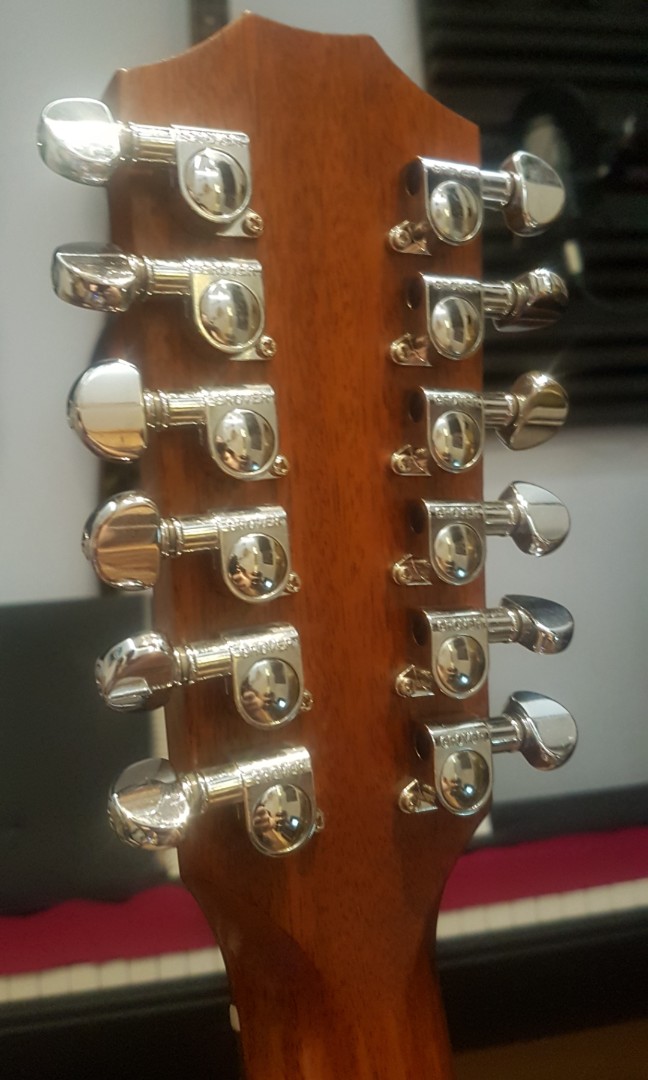 Taylor 355 12-string Jumbo Acoustic with passive pickup, Hobbies & Toys ...