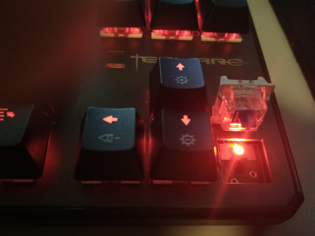 Tecware phantom backlit mechanical keyboard, Computers & Tech, Parts ...