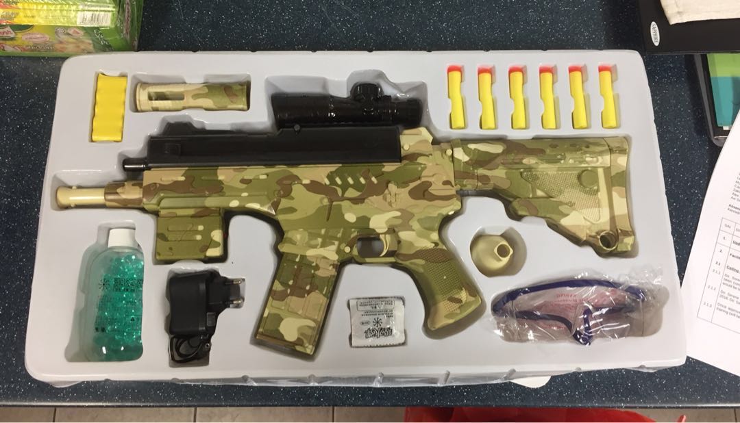 Wbb m4 camo w/ laser pointer , Hobbies & Toys, Toys & Games on Carousell