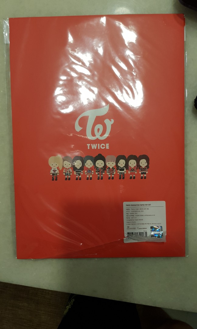 [WTS] Twice Tzuyu Character Paper Toy, Hobbies & Toys, Memorabilia ...