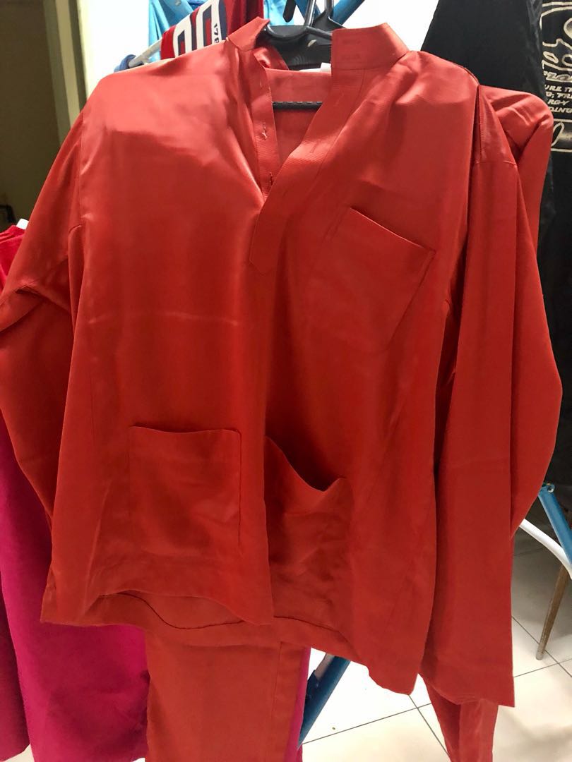 Baju melayu oren merah, Men's Fashion, Muslim Wear, Baju Melayu on ...
