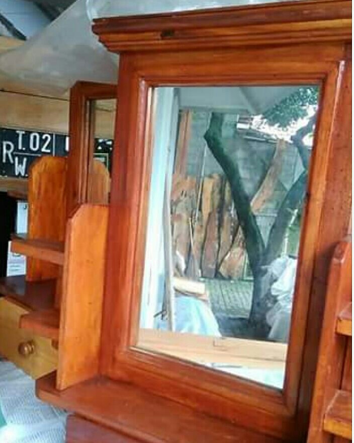 Kapstok cermin, Perabotan Rumah di Carousell