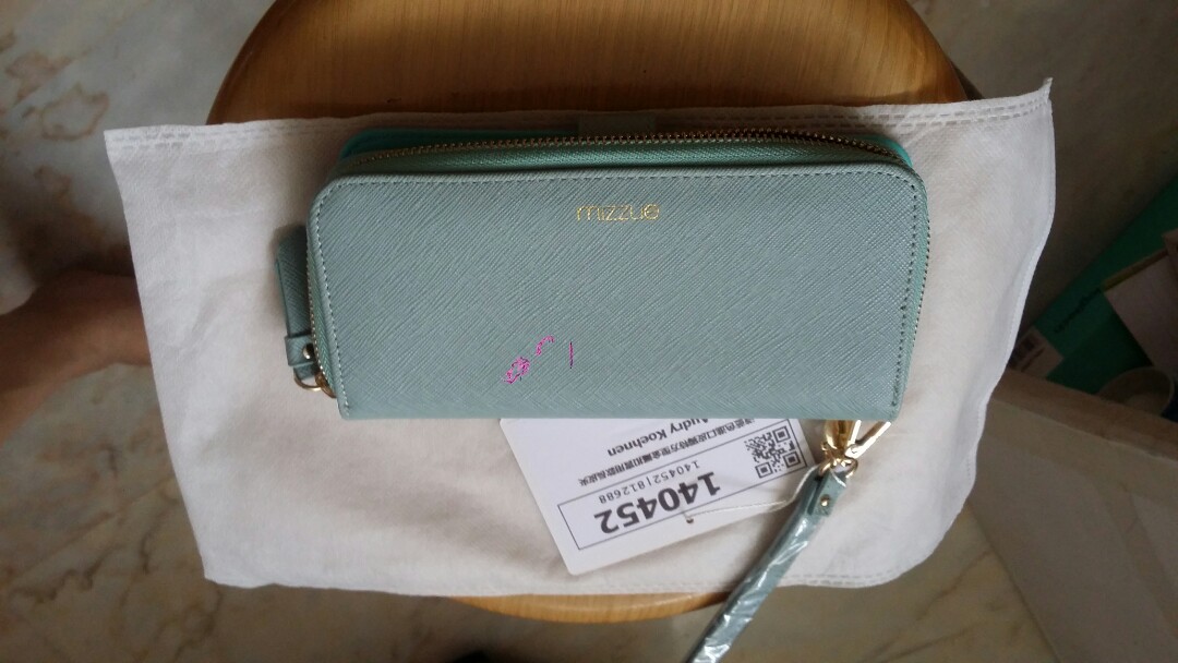Mizzue wallet, Women's Fashion, Bags & Wallets, Purses & Pouches on ...