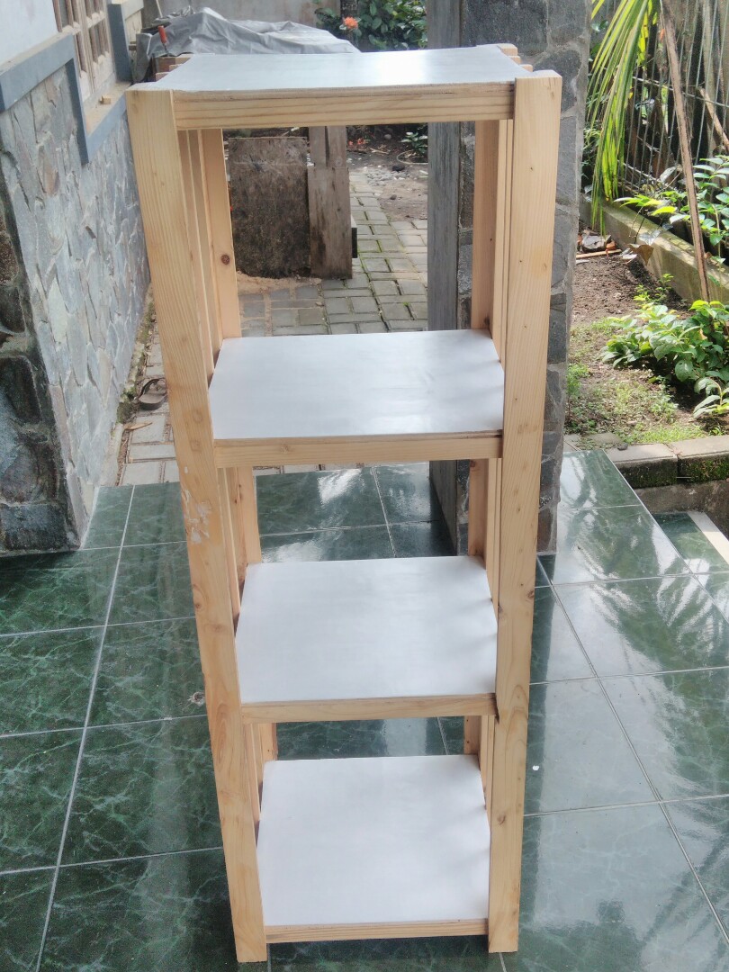 Rak susun kayu kecil, Perabotan Rumah di Carousell