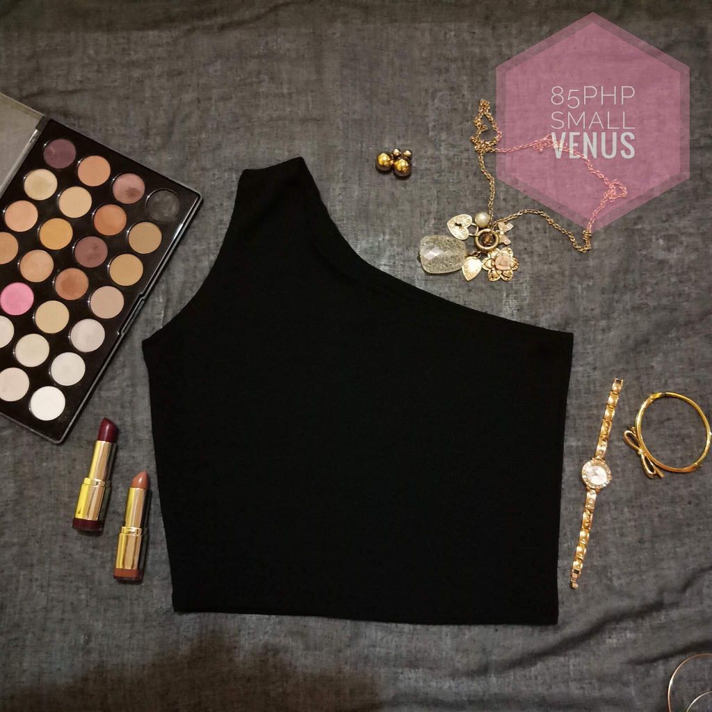 Venus Cut Crop Top, Women's Fashion, Tops, Others Tops on Carousell