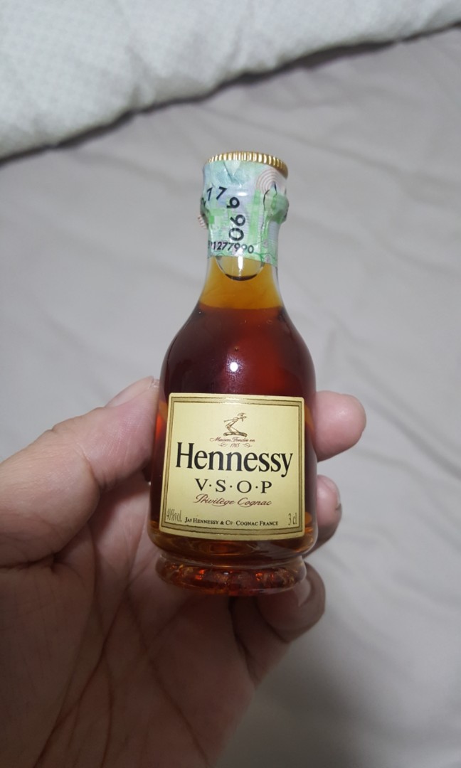 hennessy 3cl, Food & Drinks, Alcoholic Beverages on Carousell