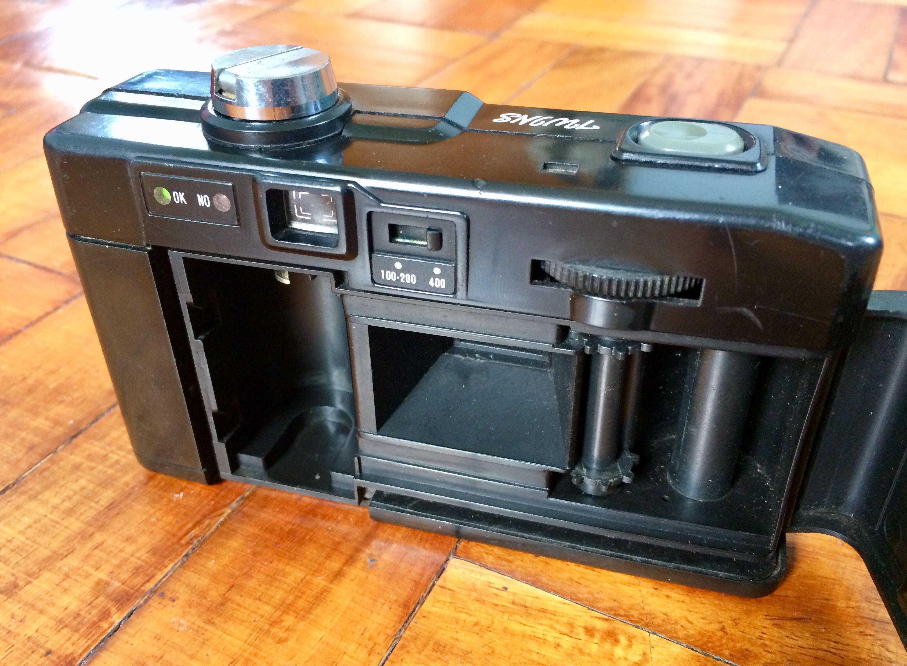 Kinon Twin Lens film camera, Photography, Cameras on Carousell