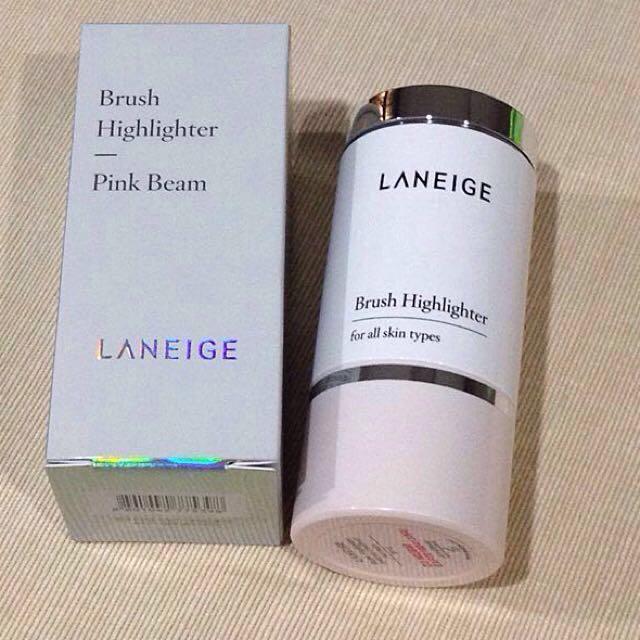 Laneige Brush Highlighter Pink Beam (brush pact), Beauty & Personal ...