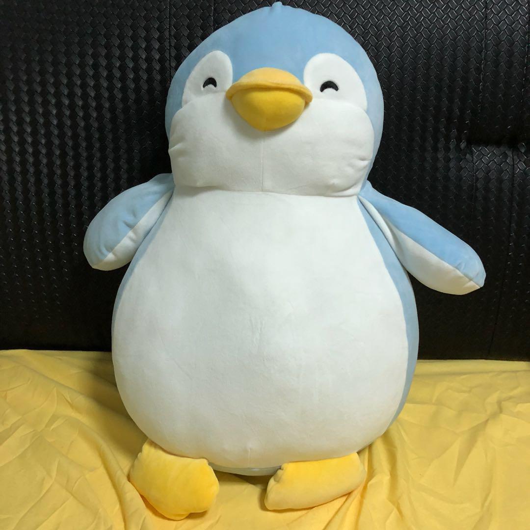Penguin Miniso, Hobbies & Toys, Toys & Games on Carousell