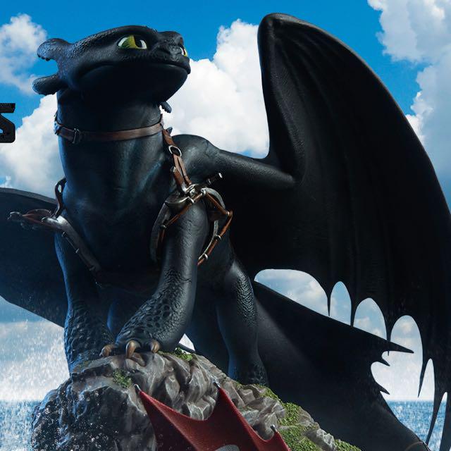 Sideshow Collectibles Toothless Statue, Hobbies & Toys, Toys & Games on ...
