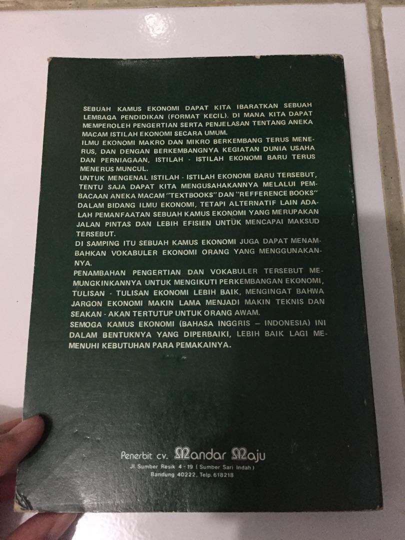 Kamus ekonomi (inggris-indonesia) Dr. Winardi, S.E., Buku & Alat Tulis ...