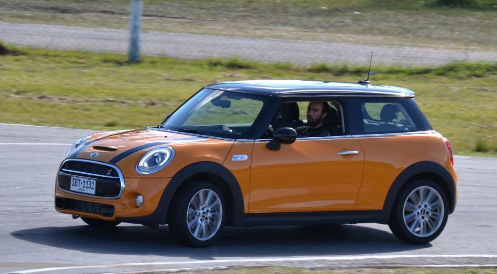 Mini Cooper S Countryman JCW (Remote Control), Hobbies & Toys ...