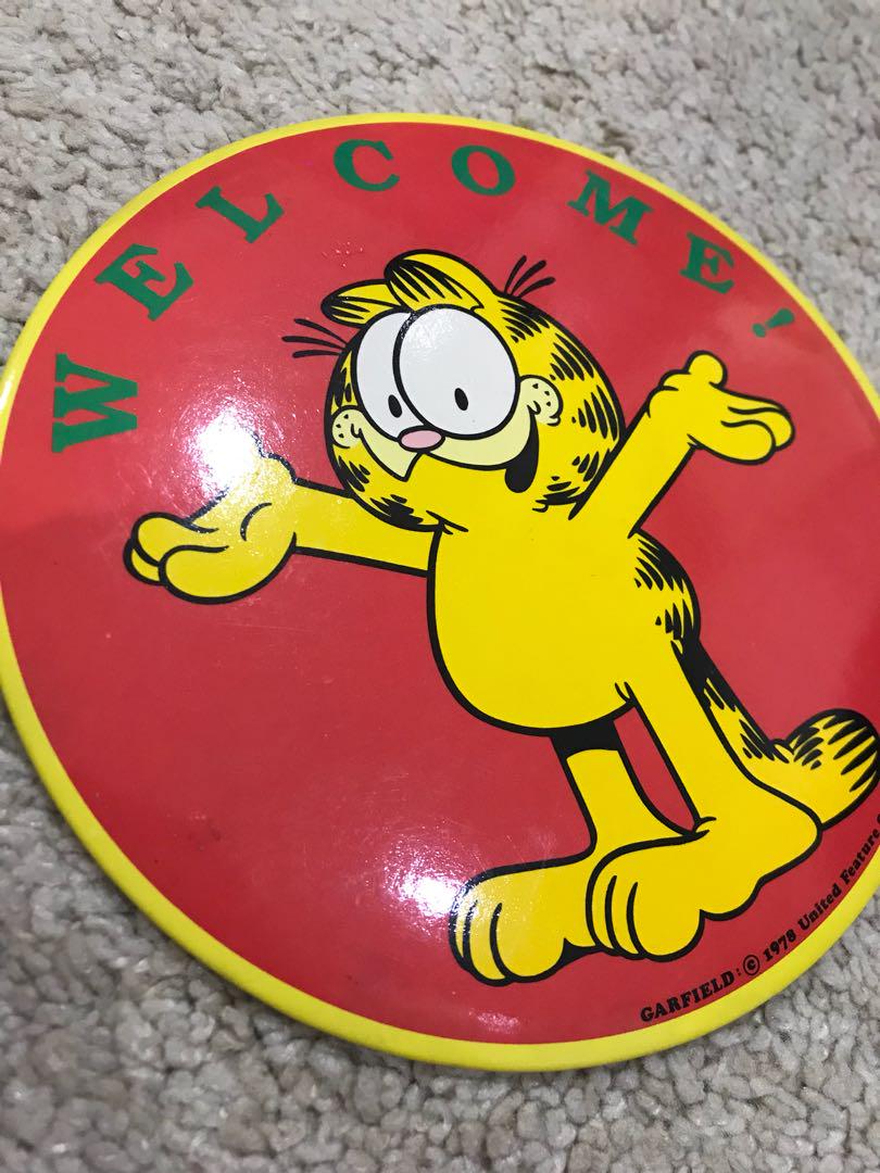 Vintage GARFIELD Big Pin Welcome Badge, Hobbies & Toys, Stationery ...