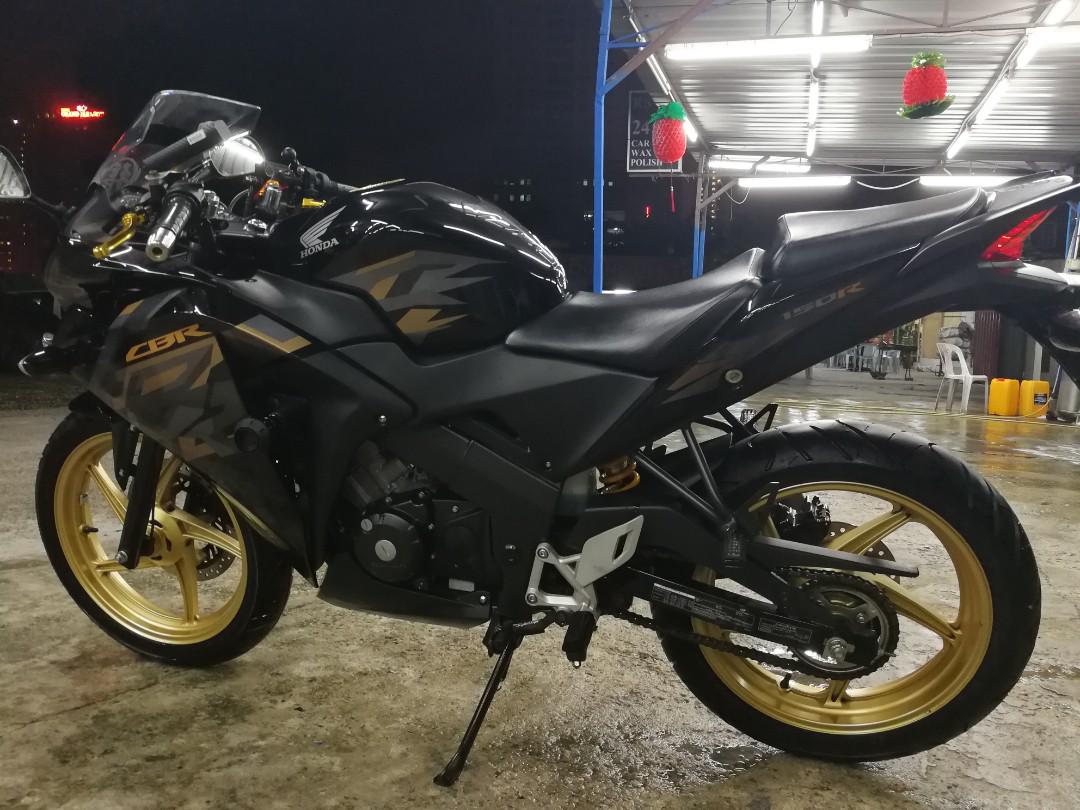 Honda CBR 150, Motorcycles, Motorcycles for Sale, Class 2B on Carousell