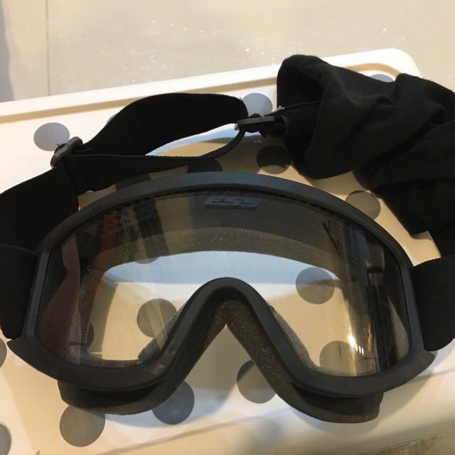 SAF Tactical Goggles, Sports Equipment, Hiking & Camping on Carousell