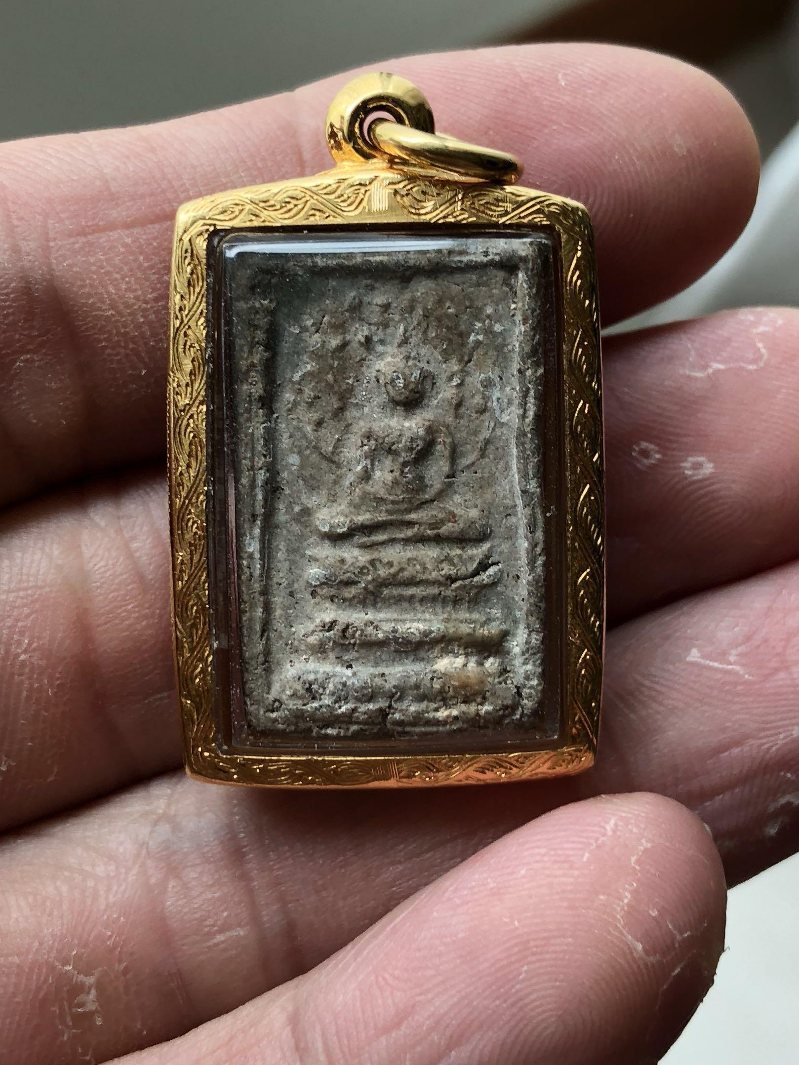 Somdej Pilan Pilant Amulet, Hobbies & Toys, Memorabilia & Collectibles ...