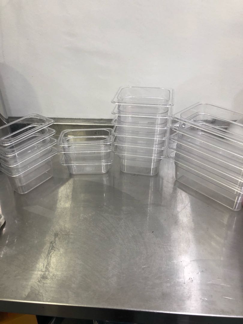 Toyogo plastic container with Lid, Everything Else on Carousell