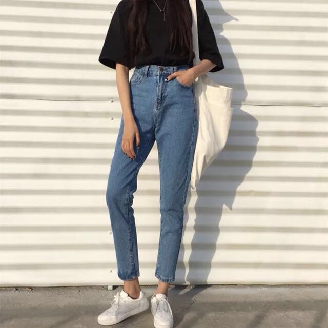 Ulzzang Mom Jeans, Women's Fashion, Bottoms, Jeans & Leggings on Carousell