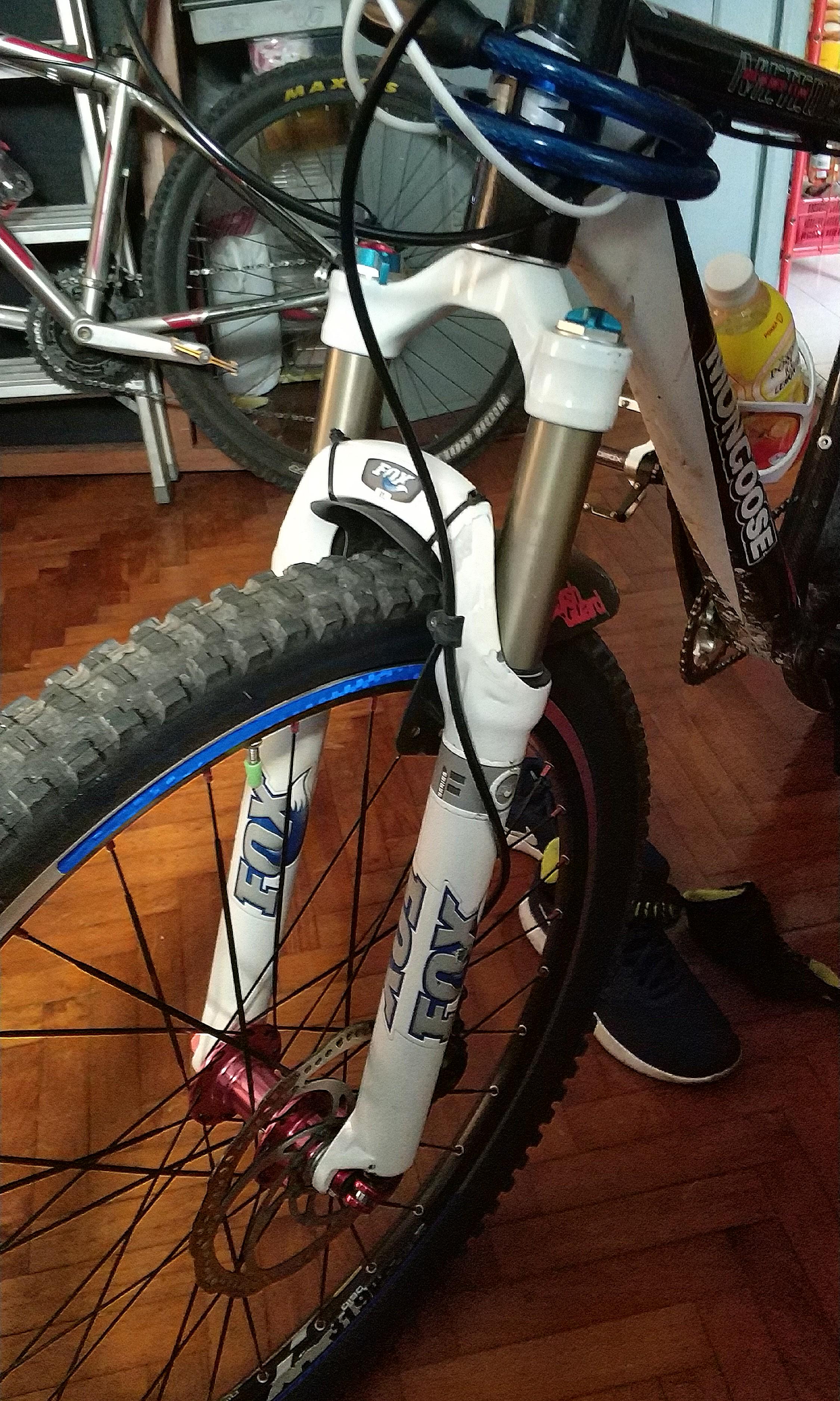 Fox F100 RLC Air Fork, Sports Equipment, Bicycles & Parts, Bicycles on ...