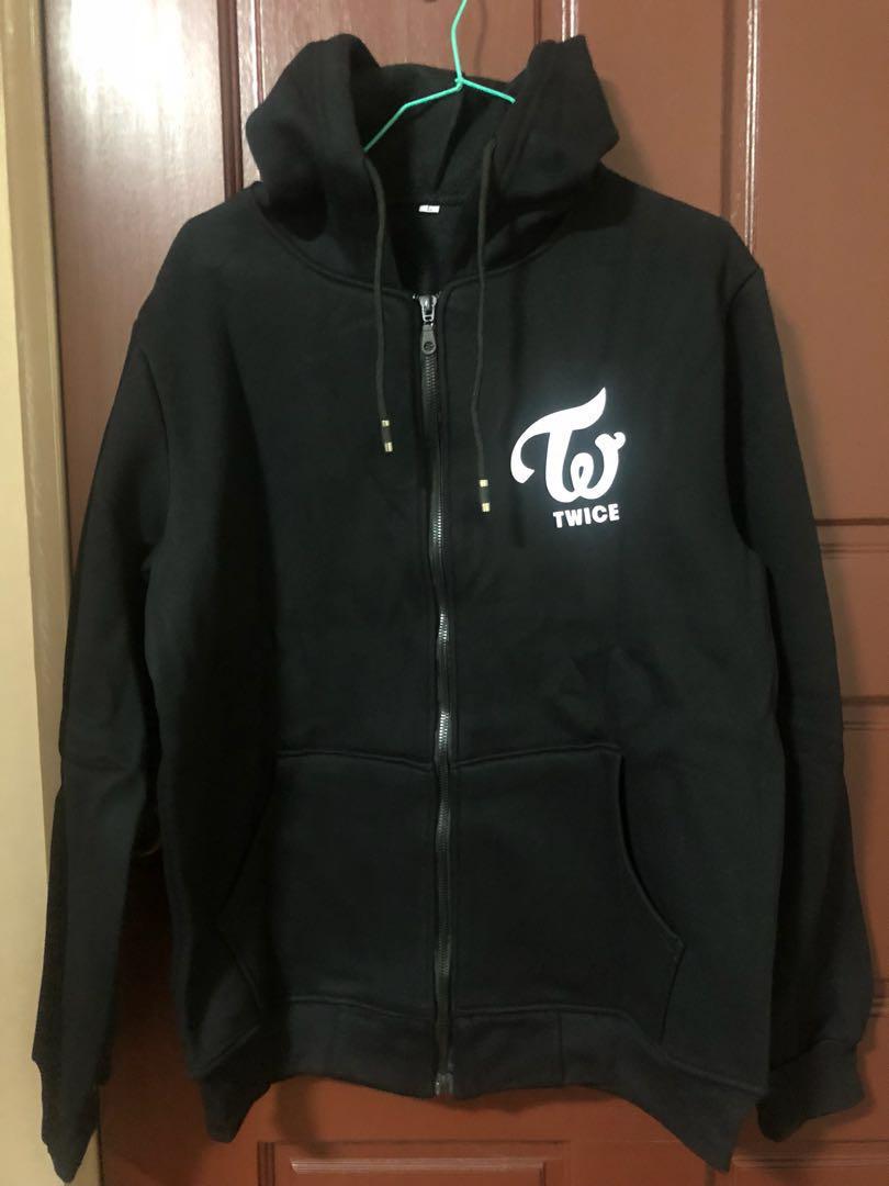 INSTOCKS TWICE SANA AND JIHYO HOODIE JACKET, Hobbies & Toys ...