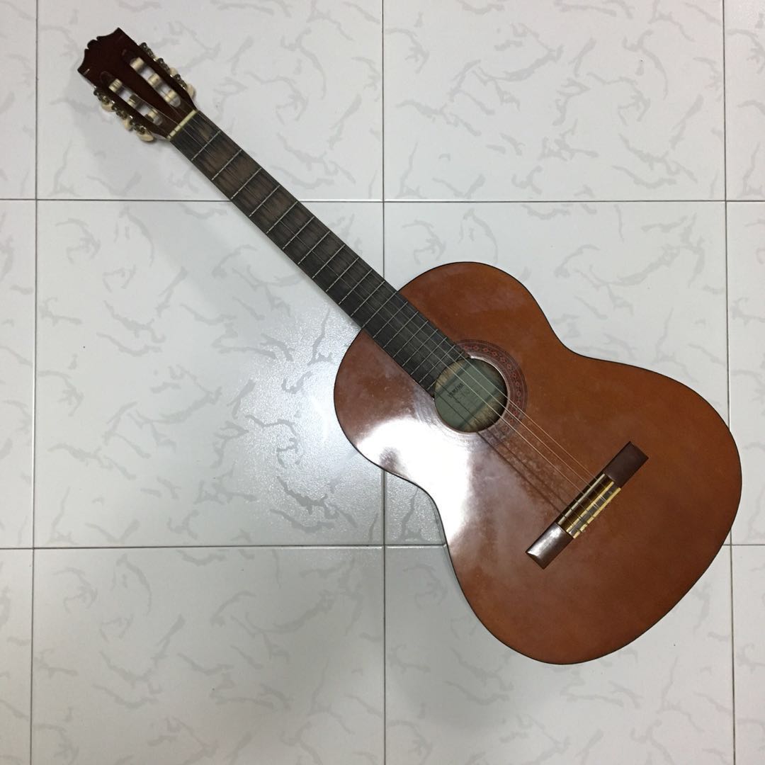 YAMAHA Classical Guitar C330, Hobbies & Toys, Music & Media, Musical ...