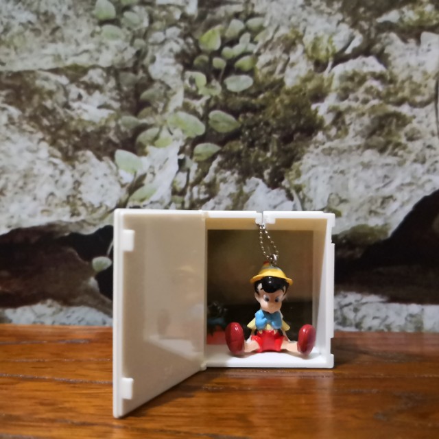 Disney Miniature Pinocchio collection, Hobbies & Toys, Collectibles ...