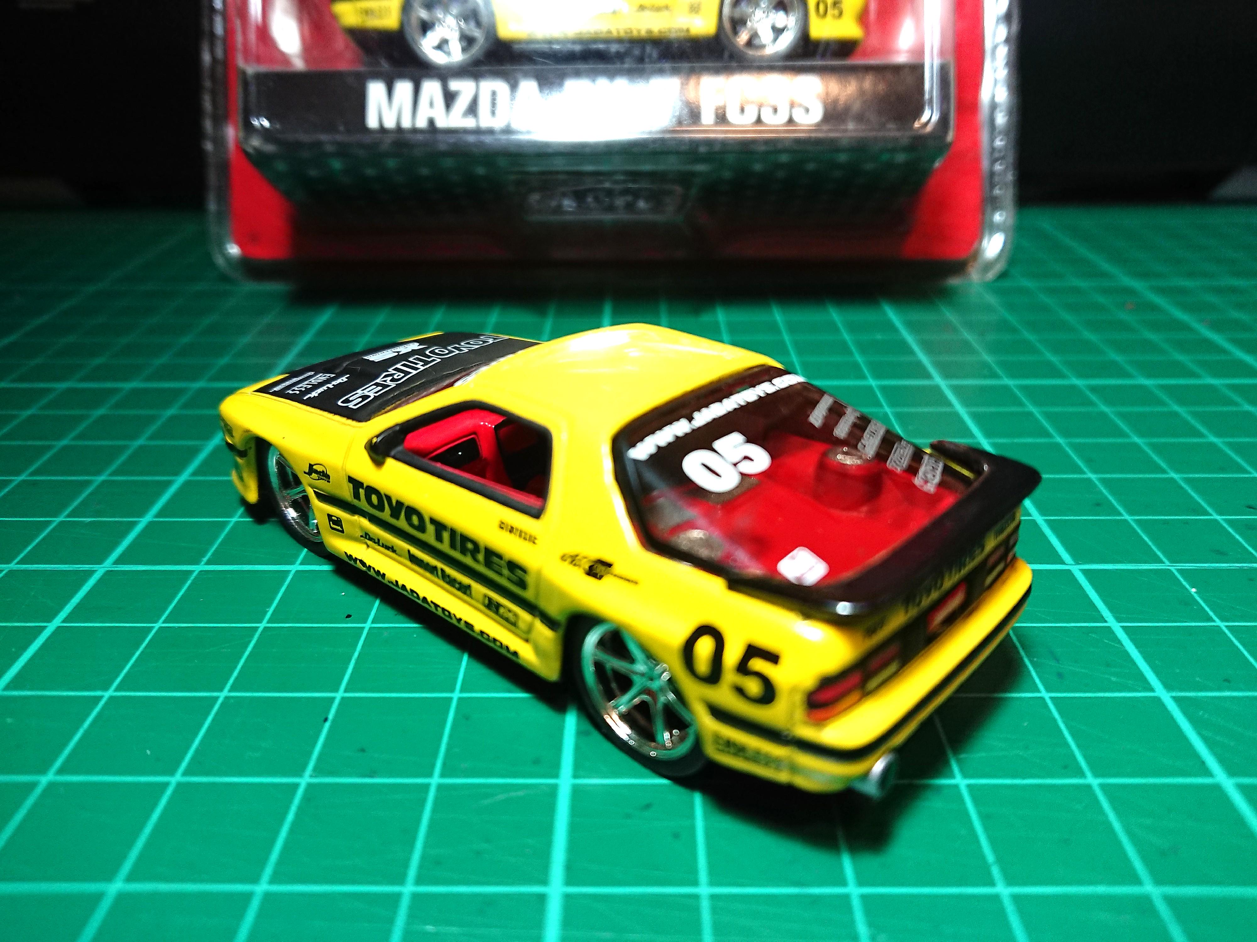 Jada Mazda RX-7 FC3S (1:64), Hobbies & Toys, Toys & Games on Carousell