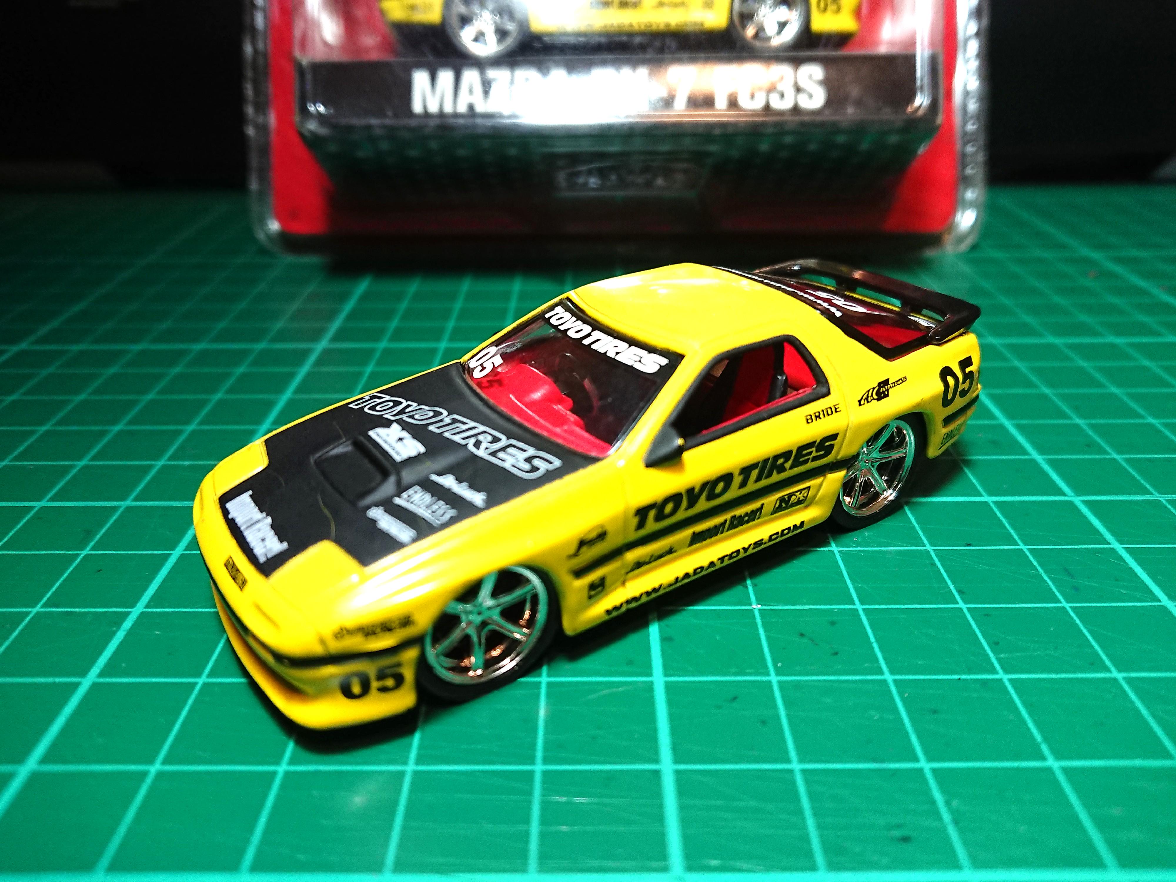 Jada Mazda RX-7 FC3S (1:64), Hobbies & Toys, Toys & Games on Carousell