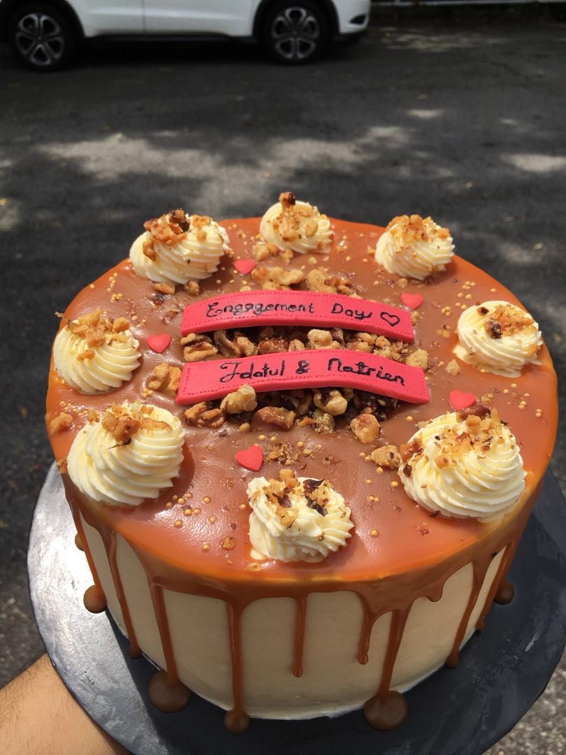 Salted Caramel Engagement Cake, Food & Drinks, Homemade Bakes on Carousell