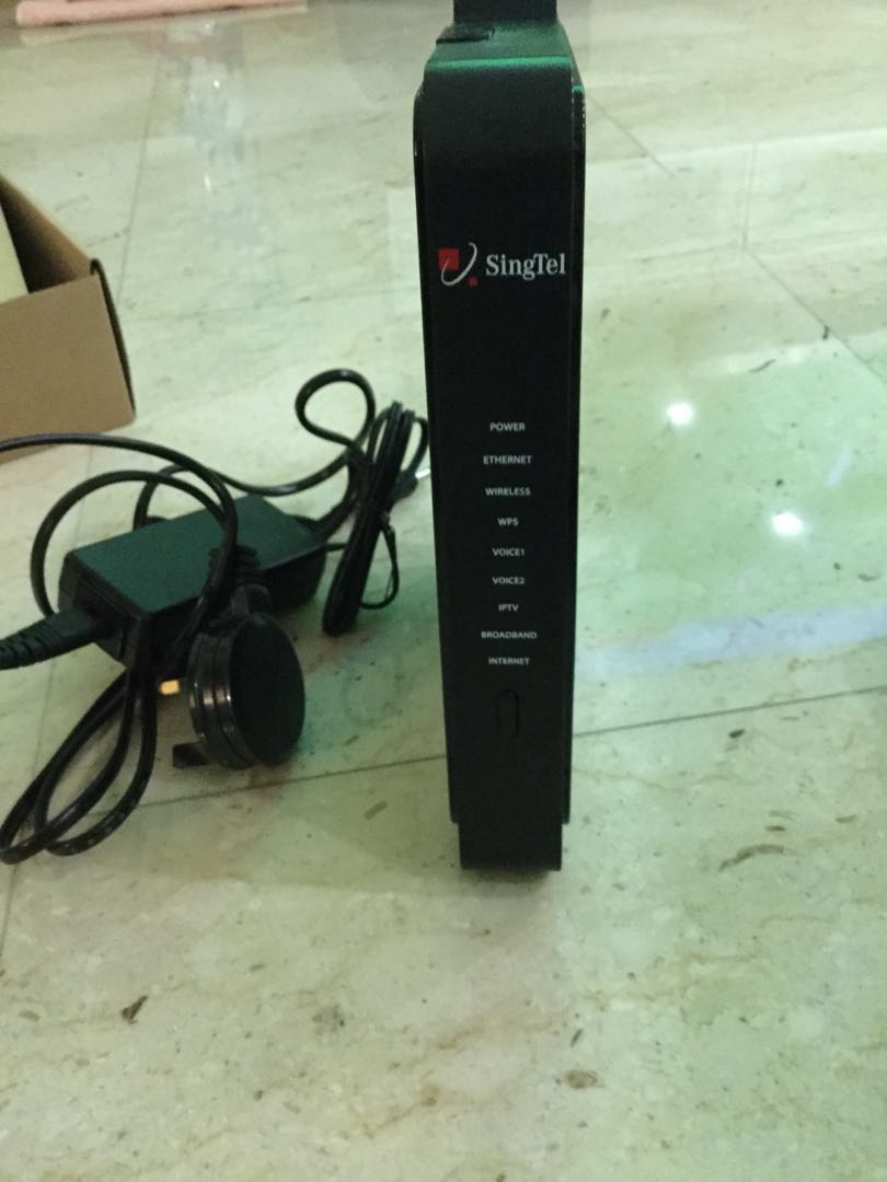 Singtel Pace model A5520N Fibre wireless router, Computers & Tech ...