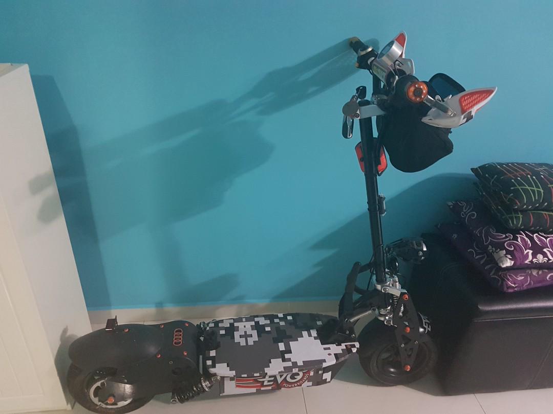 EVO POWERBOARD SCOOTER, Sports Equipment, PMDs, E-Scooters & E-Bikes, E ...