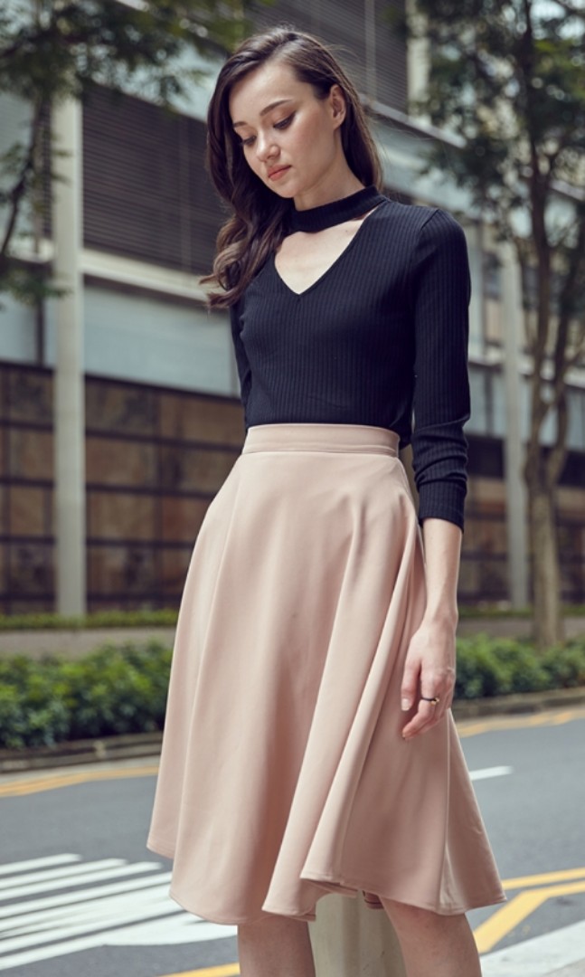 megagmie carol lux basic midi circle skirt in nude, Women's Fashion ...