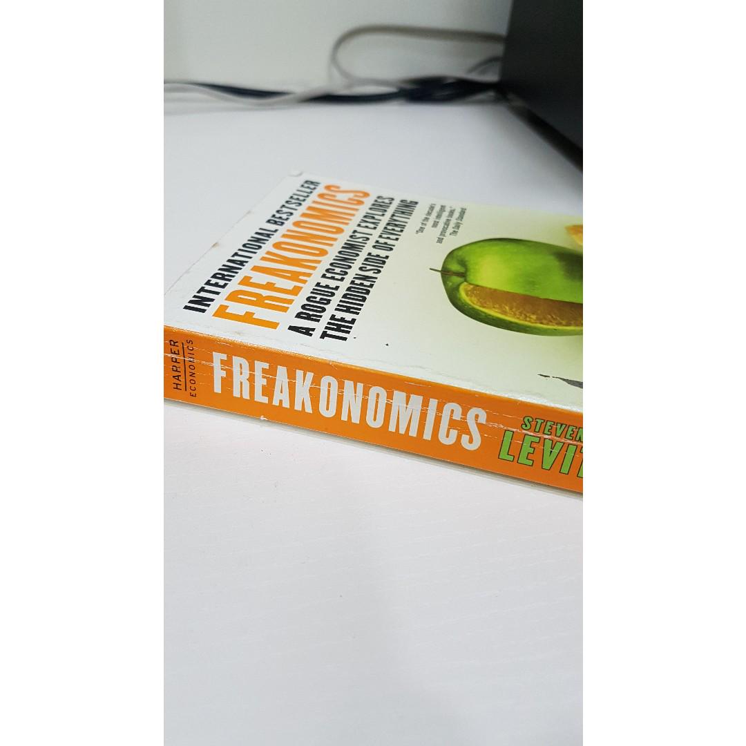 Freakonomics: A Rogue Economist Explores the Hidden Side of Everything ...