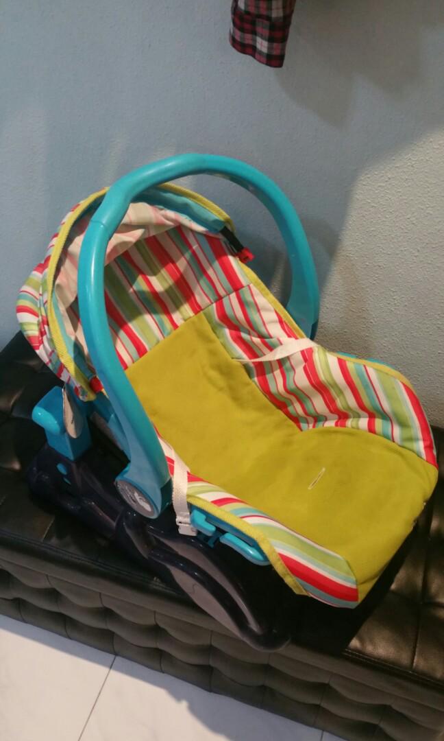 Lucky Baby Rocker carrier & feeding chair, Babies & Kids, Nursing ...