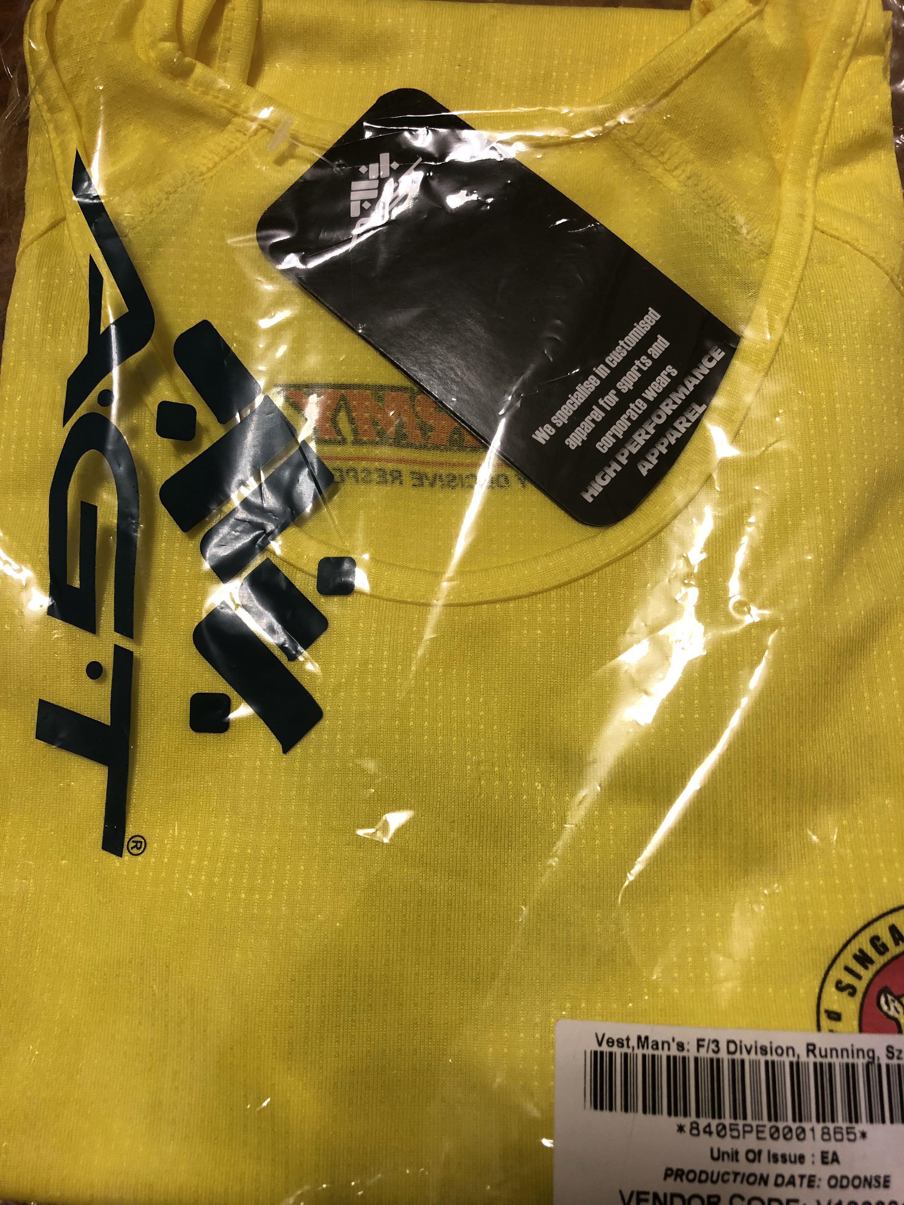 SAF 3rd Division Army Singlet, Men's Fashion, Activewear on Carousell