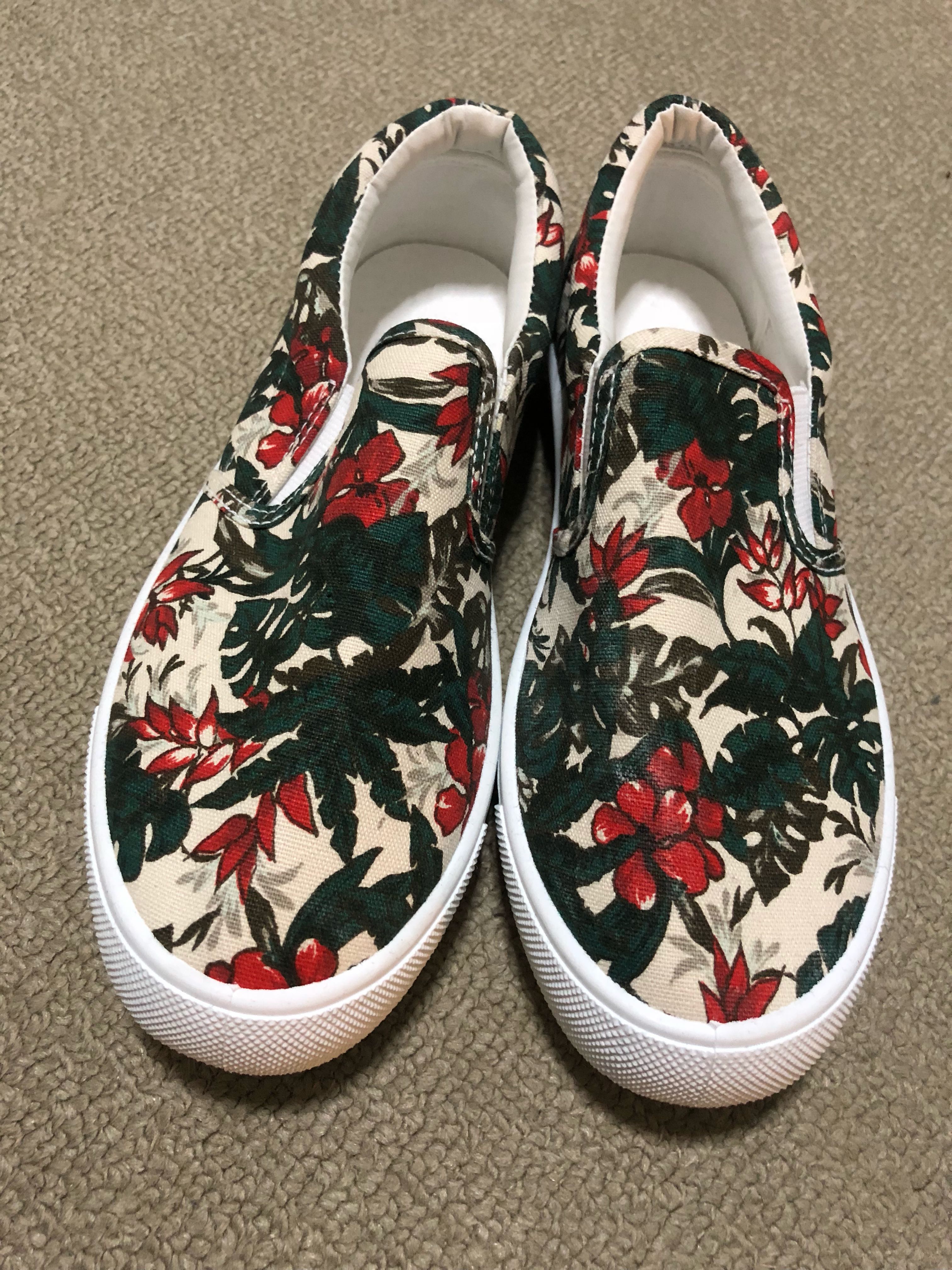 Floral Canvas Shoes (GU Japan) - BRAND NEW, Women's Fashion, Footwear ...