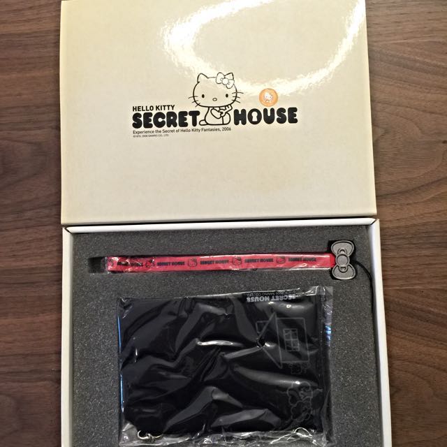 Hello Kitty Secret House 2006 Edition, Everything Else on Carousell