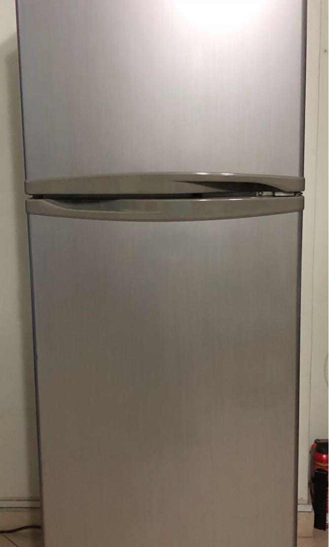 LG refrigerator - medium size, TV & Home Appliances, Kitchen Appliances ...
