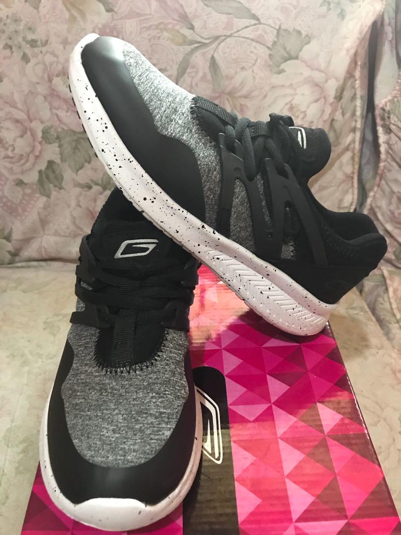 Original Glee Rubber Shoes, Women's Fashion, Footwear, Sneakers on ...