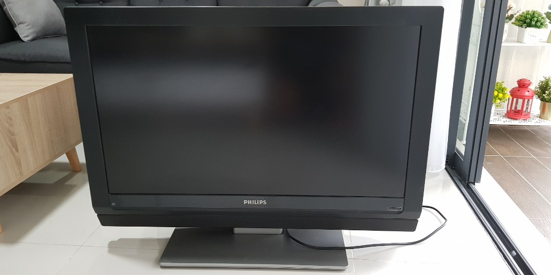 37" LCD TV. model 37TA2800, TV & Home Appliances, TV & Entertainment ...