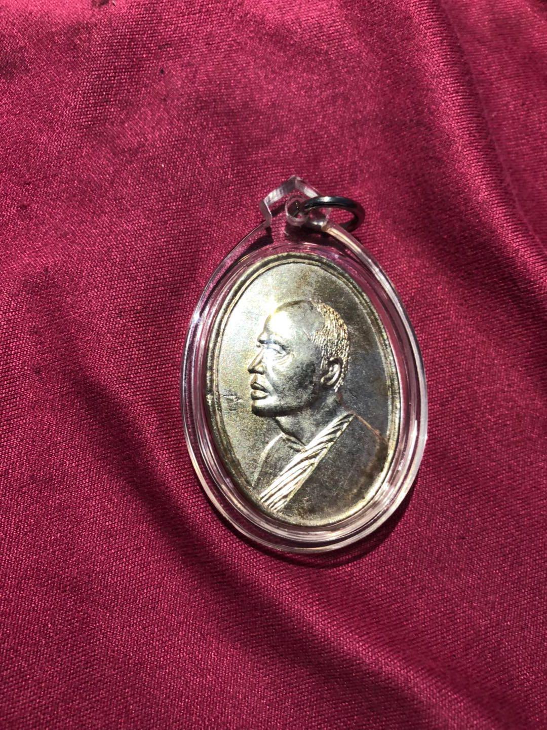 LP Pae M16, Hobbies & Toys, Memorabilia & Collectibles, Religious Items ...